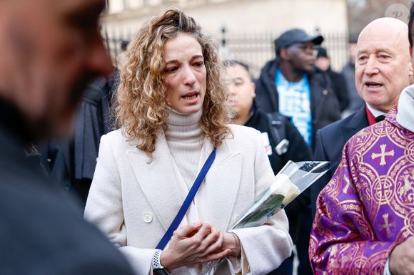 Photo : Olivia Courbis (fille de R.Courbis) - Sorties de la cérémonie ...