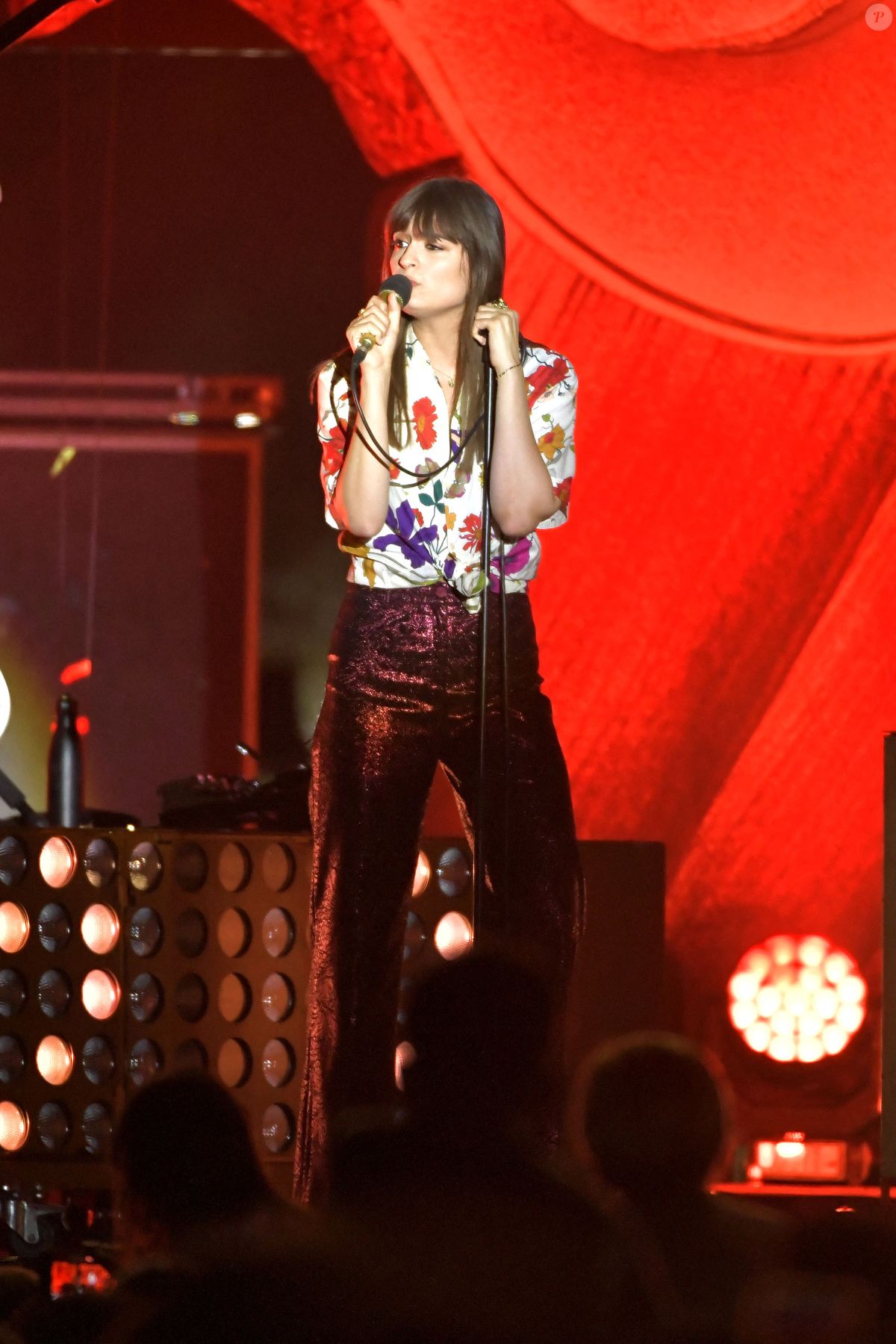 Photo : Clara Luciani en concert au Nice Jazz Festival 2022 sur la ...