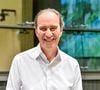 Xavier Niel s'associe à deux hommes d'affaires puissants pour racheter ...
