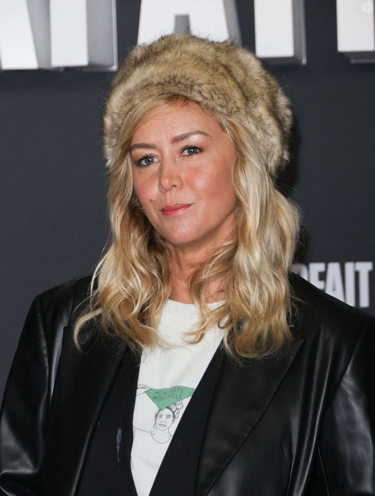 Photo : Enora Malagré, qui avait opté pour une chapka en fourrure, Enora Malagré - Avant ...