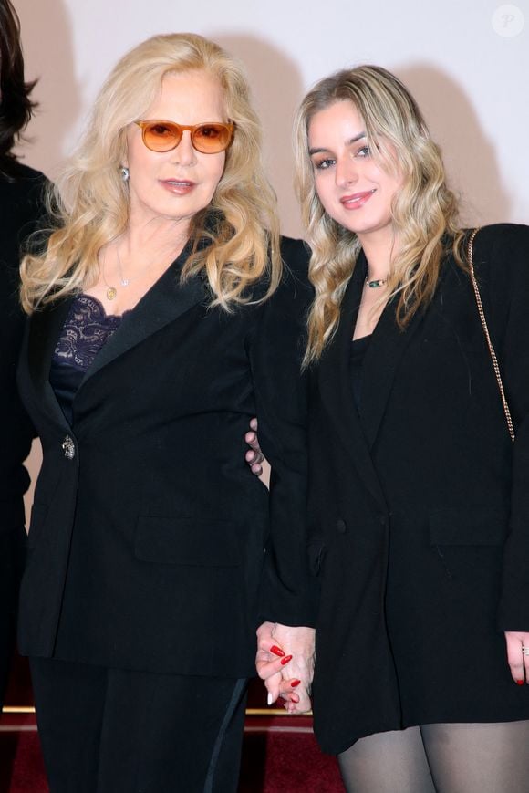 Photo : Sylvie Vartan et sa fille Darina Scotti - Célébrités au Défilé de Mode Stéphane Rolland ...