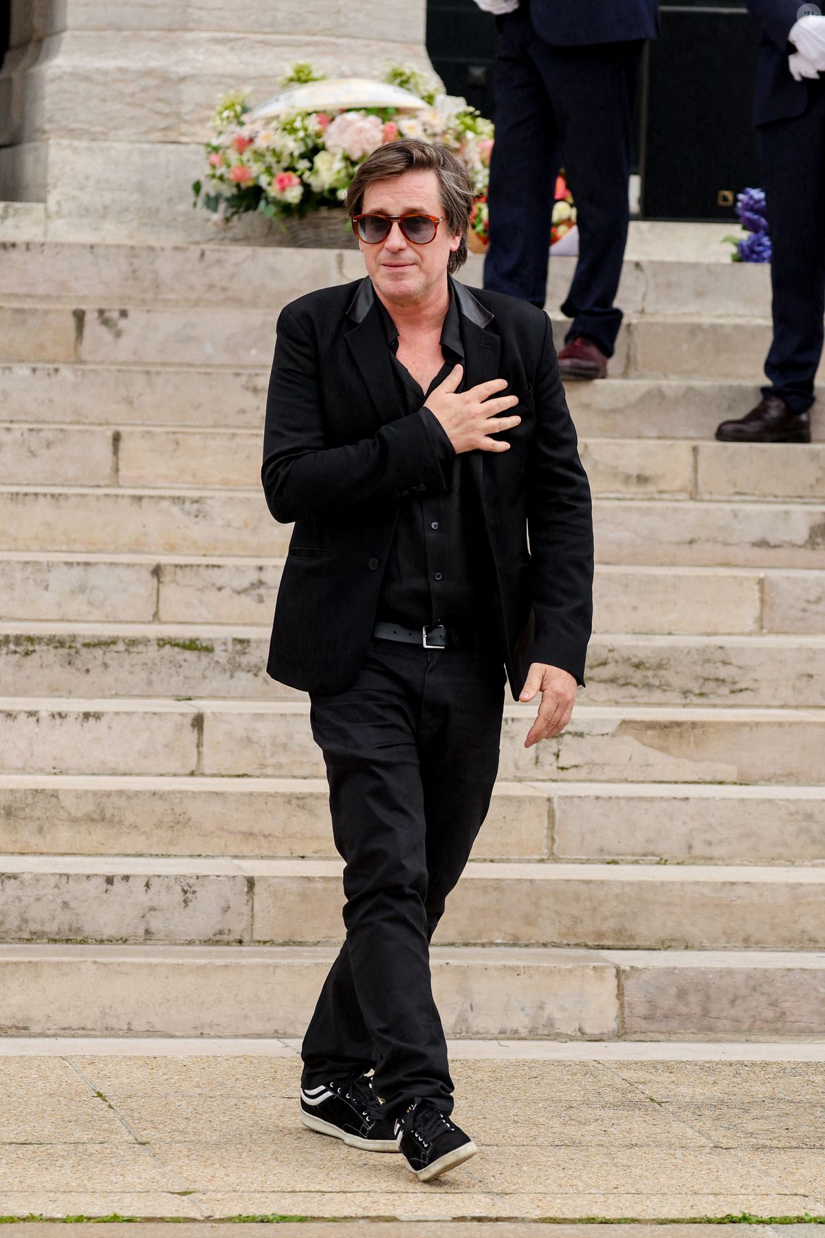 Photo : Thomas Dutronc, la main sur le coeur en guise de remerciement ...