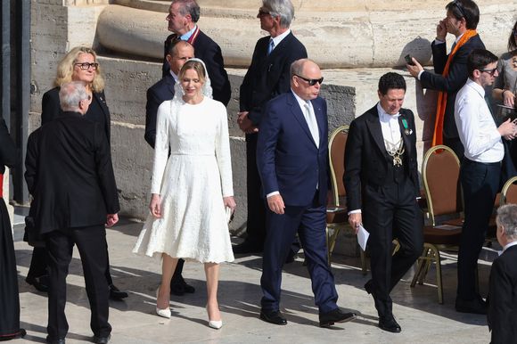 Pour Léon XIV, Charlene de Monaco et une autre grande personnalité ...