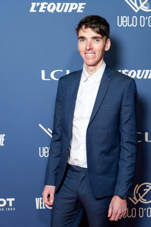 Une page se tourne pour Romain Bardet ! Le cycliste est marié depuis 7 ...