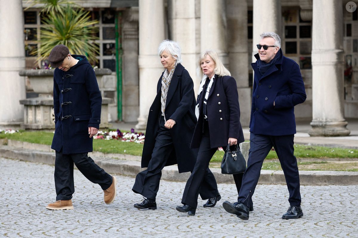 Photo : Steevy Boulay, Annie Lemoine, Elisa Servier, Laurent Ruquier ...