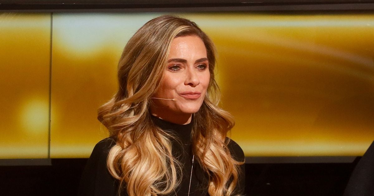 Clara Morgane surprend en évoquant Lio : "J'ai envie de pleurer ...
