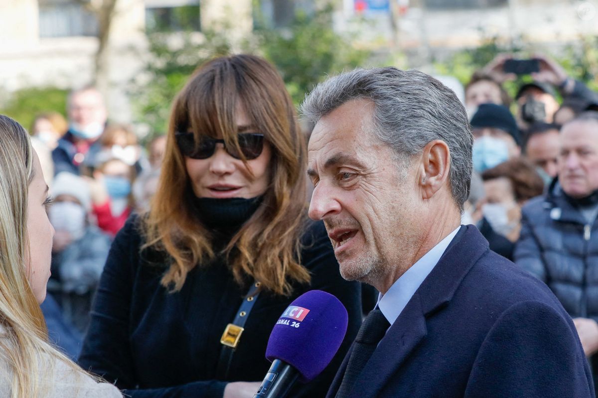Photo : Nicolas Sarkozy et sa femme Carla Bruni-Sarkozy aux obsèques de ...