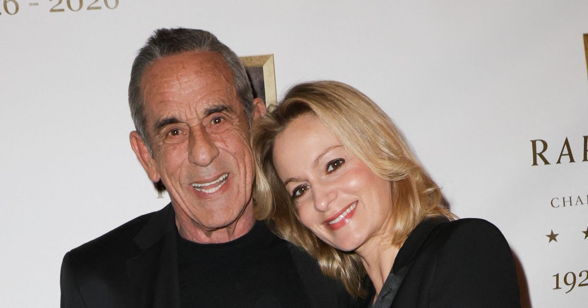 Thierry Ardisson : Sa célèbre épouse ne compte pas le ménager et va le ...