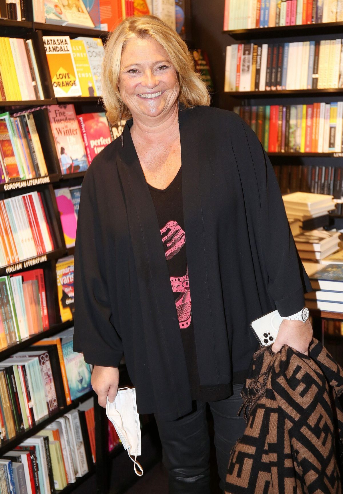 Photo : Marina Carrère d'Encausse - Dédicace de S.Bern et S.A.R. La ...